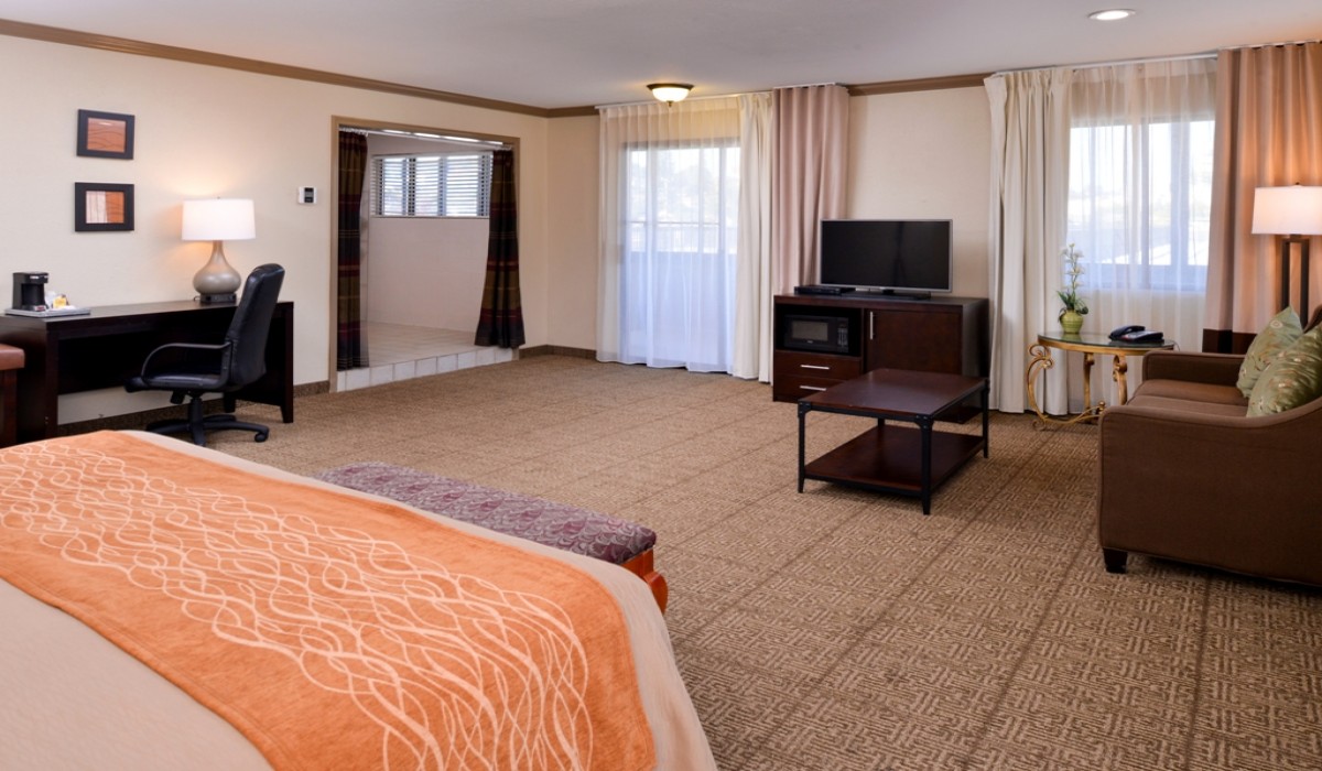 Hotel Photo Gallery - Comfort Inn Castro Valley